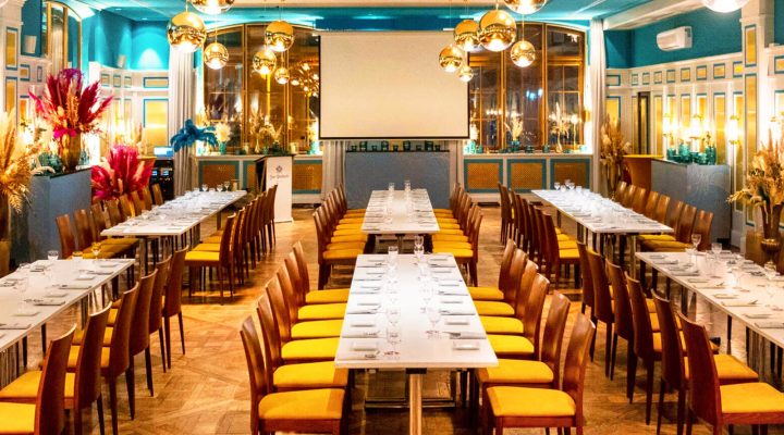 Bavarian restaurant & pub at the Viktualienmarkt - Der Pschorr in ...